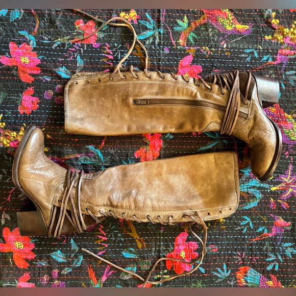 freebird | Shoes | Freebird Coal Lace Up Boots Sz 6 | Poshmark